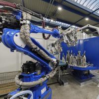 China Yaskawa GP180-120 120kg Payload Handling Robot 3058mm Reach Long Reach for sale