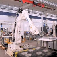 China Yaskawa GP180-120 120kg Payload Handling Robot 3058mm Reach Long Reach for sale