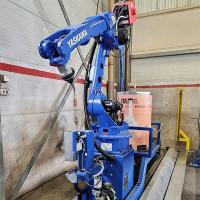 China Yaskawa AR2010 12kg Payload Welding Robot 2010mm Reach Pipe Tube Welding for sale