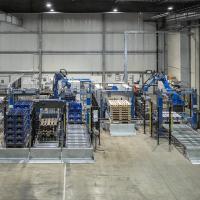 China Yaskawa GP50 50kg Payload Palletizing Robot 2061mm Reach Bag Carton Stacking for sale