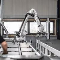 China KUKA KR140 140kg Payload Palletizing Robot 2000mm Reach IP65 Cold Storage for sale