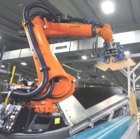 China KUKA 140-240kg Payload Palletizing Robot for Handling and Stacking for sale