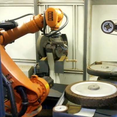 China KUKA KR70 R2100 70kg Payload Handling Robot 2100mm Reach 6-Axis for sale