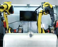 China FANUC M-10iD/12 12kg Payload Welding Robot 1441mm Reach Dual Laser Tracking for sale