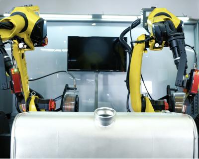 China FANUC M-10iD/12 12kg Payload Welding Robot 1441mm Reach Dual Laser Tracking for sale