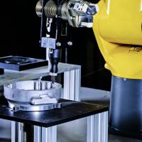 China FANUC LR Mate 200iD 7kg Payload Handling Robot 717mm Reach Compact Mini for sale