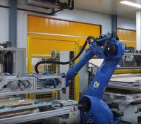 China Yaskawa GP180 180kg Payload Handling Robot Sheet Loading Unloading for sale