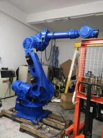 China Yaskawa GP225 225kg Payload Handling Robot Spot Welding Pick and Place for sale