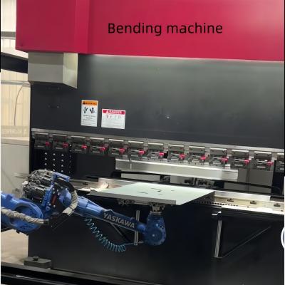 China Yaskawa Motoman GP50 50kg Payload Handling Robot 2061mm Reach Suction Cup for sale