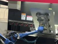 China Yaskawa Motoman GP50 50kg Payload Handling Robot 2061mm Reach Suction Cup for sale