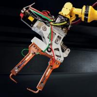 China FANUC R-1000iA/130F 6-Axis Industrial Robot 130kg Payload 2230mm Reach High-Speed Spot Welding Robot for Dense Cells for sale