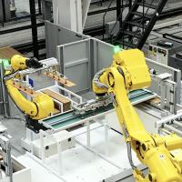 China FANUC R-2000iC/210F Industrial Robot 6 Axis Robotic Arm 210 kg Payload 2655 mm Reach Spot Welding Handling Robot for sale