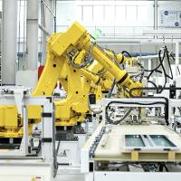 China FANUC R-2000iC/210F Industrial Robot 6 Axis Robotic Arm 210 kg Payload 2655 mm Reach Spot Welding Handling Robot for sale
