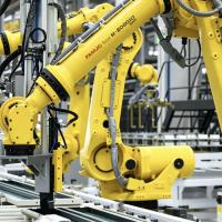 China FANUC R-2000iC/210F Industrial Robot 6 Axis Robotic Arm 210 kg Payload 2655 mm Reach Spot Welding Handling Robot for sale