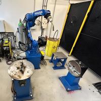China High Precision Yaskawa AR1440 Welding Robot 6 Axis 12kg Payload Industrial Robotic Arm for Automotive Arc Welding Carbon Steelrr for sale