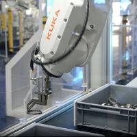 China KUKA KR 4 R600-3 6-Axis Robot with PLC Gearbox Motor 3D Vision System High-Speed Random Bin Picking for Rings Cycle Time 1.9s/pc for sale