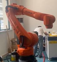China Automatic KUKA KR70 6 Axis 70KG Robot Arm for Material Handling with Customized Linear Track for sale