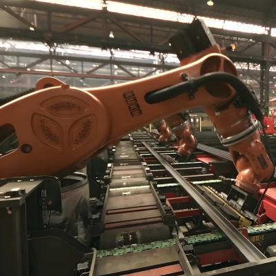 China 1000kg Heavy Duty Palletizing Robot KUKA KR 1000 Titan Industrial Arm AC Servo Motor IP67 Profile Material Engine Gearbox for sale