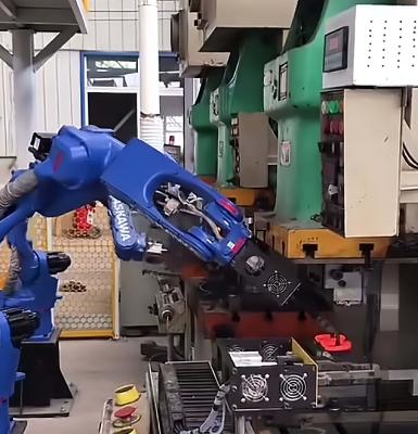 China Yaskawa GP12 Arm with Gripper for Forged Part Machine Tending for sale