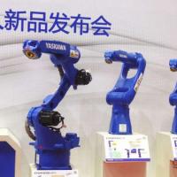 China Yaskawa GP7 Assembly Arm with CNGBS Gripper for Picking Cells for sale