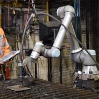 China Universal Robots UR12e Flexible Cobot Welding Robotic Arm for Electric Cabinet for sale