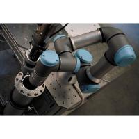 China UR20 Palletizing Cobot on AGV with Vacuum Gripper for Picking for sale