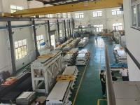 China Automatic Handling and Palletizing Workstation Robot Guide Rail+Yaskawa Robot for sale
