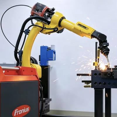 China Fanuc M10iD 12 Welding Robot 12 kg Payload 1441 mm Reach Desktop Station for sale