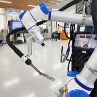 China Integrated Cobot Welding Workstation Portable Collaborative Robot Turnkey MIG MAG PLC Motor 3kg Payload Welding Station for sale