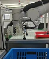 China AUBO C5 Six Axis Cobot for Razor Transfer and Quality Inspection for sale