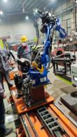 China Yaskawa AR1440 MIG Welding Robot with RD350S Feeder and Torch for sale