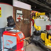 China Ultimate Fronius 4-in-1 Welding Robot Fiber Laser Automated MIG MAG TIG Stick for sale