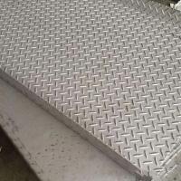 China EN Standard Stainless Steel Diamond/Tread Chequered Plate 301 304 316 Anti Skid Embossed Checkered Sheet for sale