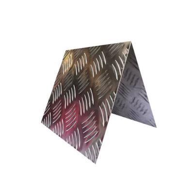 China 3003 6061 Aluminum Diamond Tread Plate Embossed Aluminum Sheet for Transportation Tools for sale