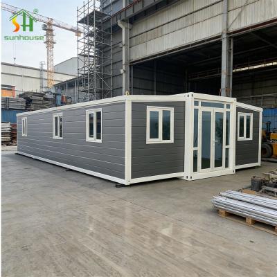 China Custom Prefab Container House OEM ODM Modular Building 20FT 40FT Flat Pack Design for Project Contractors And Buyers for sale