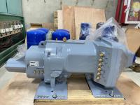 China 06TTM301 R22 R404A Cold Room Twin-Screw Refrigeration Compressor for Food Storage for sale
