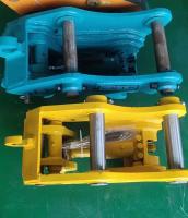 China Excavator Quick Tilt Hitch for 17-23 Ton Excavators/ Compatible with CAT/Komatsu Manual Lock for sale