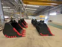 China Huitong Excavator Rock Bucket with Reversible Tips, 25 T Mining Bucket for Quarry/Demolition, OEM Available for sale