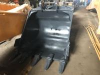 China Tough Severe Duty Excavator Rock Bucket Q355 Wear Resisting Material for sale
