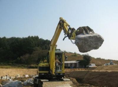 China High Strength Backhoe Log Grapple For Grabing Loading / Moving Works for sale