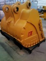 China Excavator Bucket 50T PC500MC Excavator HD Bucket Custmoized 2.4CBM Mining Bucket for sale