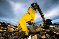 China Custom Excavator Hydraulic Concrete Crusher PC PC Excavator Attachment for sale