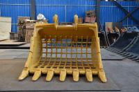 China 150 Ton Excavator Skeleton Bucket Removal Rock And Debris Without Soil for sale