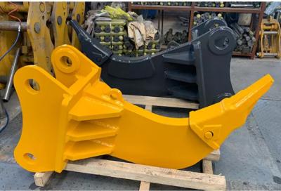 China Remove stubborn stumps and roots with ease with our durable and efficient Excavator Stump Ripper. for sale