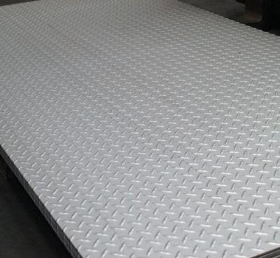 China Galvanized Checker Steel Plate Tractor Wear Resistant Steel Plate Q235 SS400 for sale