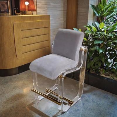 China Elegant Nordic Bar Chair Luxury Bar Furniture Acrylic Transparent High Stool for Living Room for sale