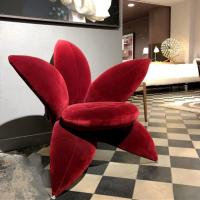 China Trumpet Flower Leisure Chair Luxury Lounge Furniture Minimalist Fabric Lily Design for Villa for sale