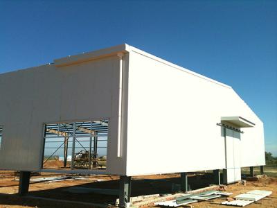 China Pre Engineered Steel Buildings Warehouse Q235 Q355 Galvanized Steel Frame Clear Span for sale