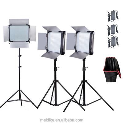 China 80W D-1080II Professional Video Lighting Kit with 7000 Lumen Output and 3200K-5500K Color Temperature for sale