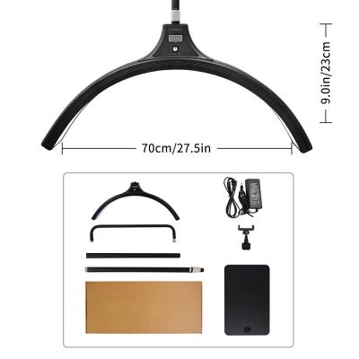 China 60W Moon Shaped LED Fill Light with 3200K-6500K Color Temperature and 120° Lighting Angle for Beauty Studios for sale